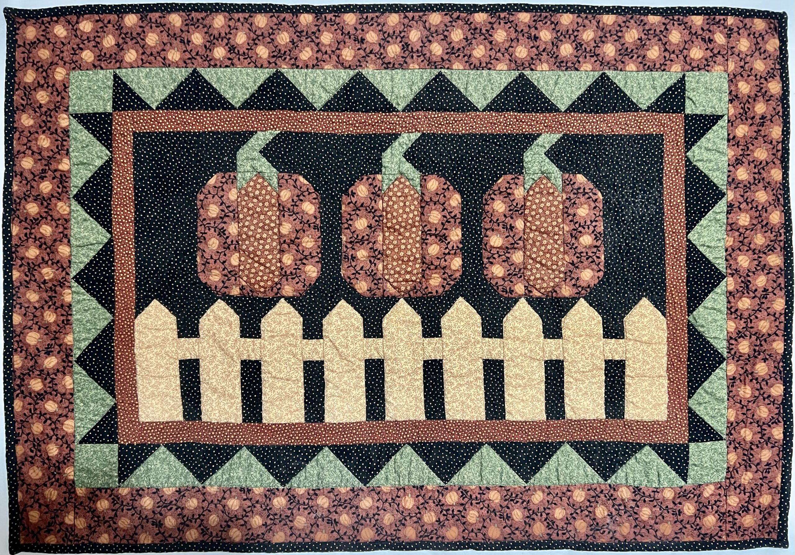 Fence Sitting Quilt - Arcadian Quilt Studio